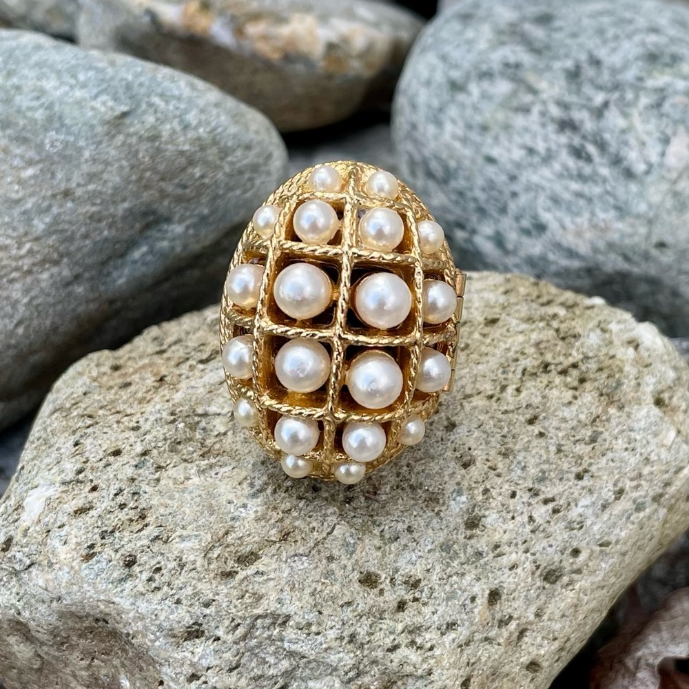 Vintage Avon 1970 Ring Of Pearls Perfume Locket Ring … - Gem